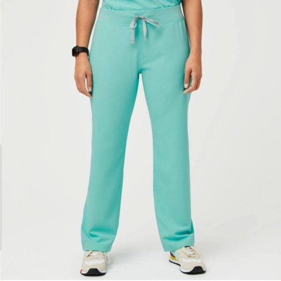 Figs | Pants & Jumpsuits | Nwt Figs Womens Kade Cargo Scrub Pant In ...